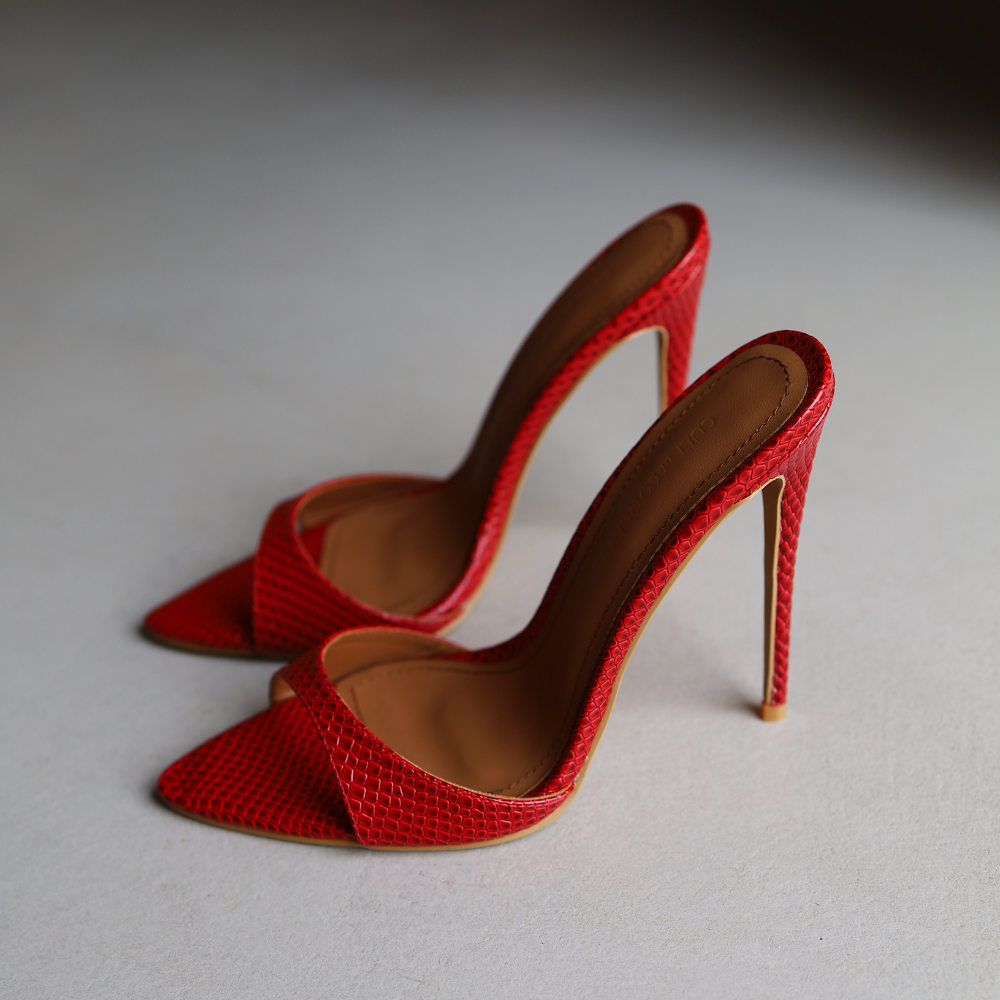 Gia Red Reptile Vegan Mules 120 mm – Cult of Coquette